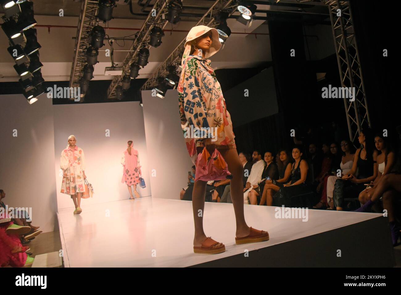 Ann ceylon hi-res stock photography and images - Alamy