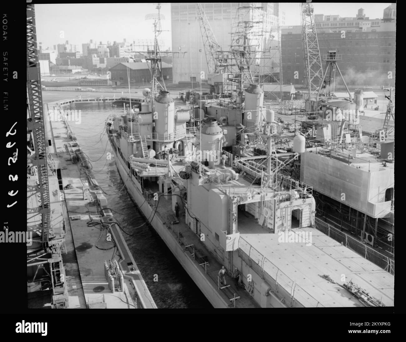 DDE-765 Keppler , Ships, Naval Vessels, Boats, Naval History, Navy ...
