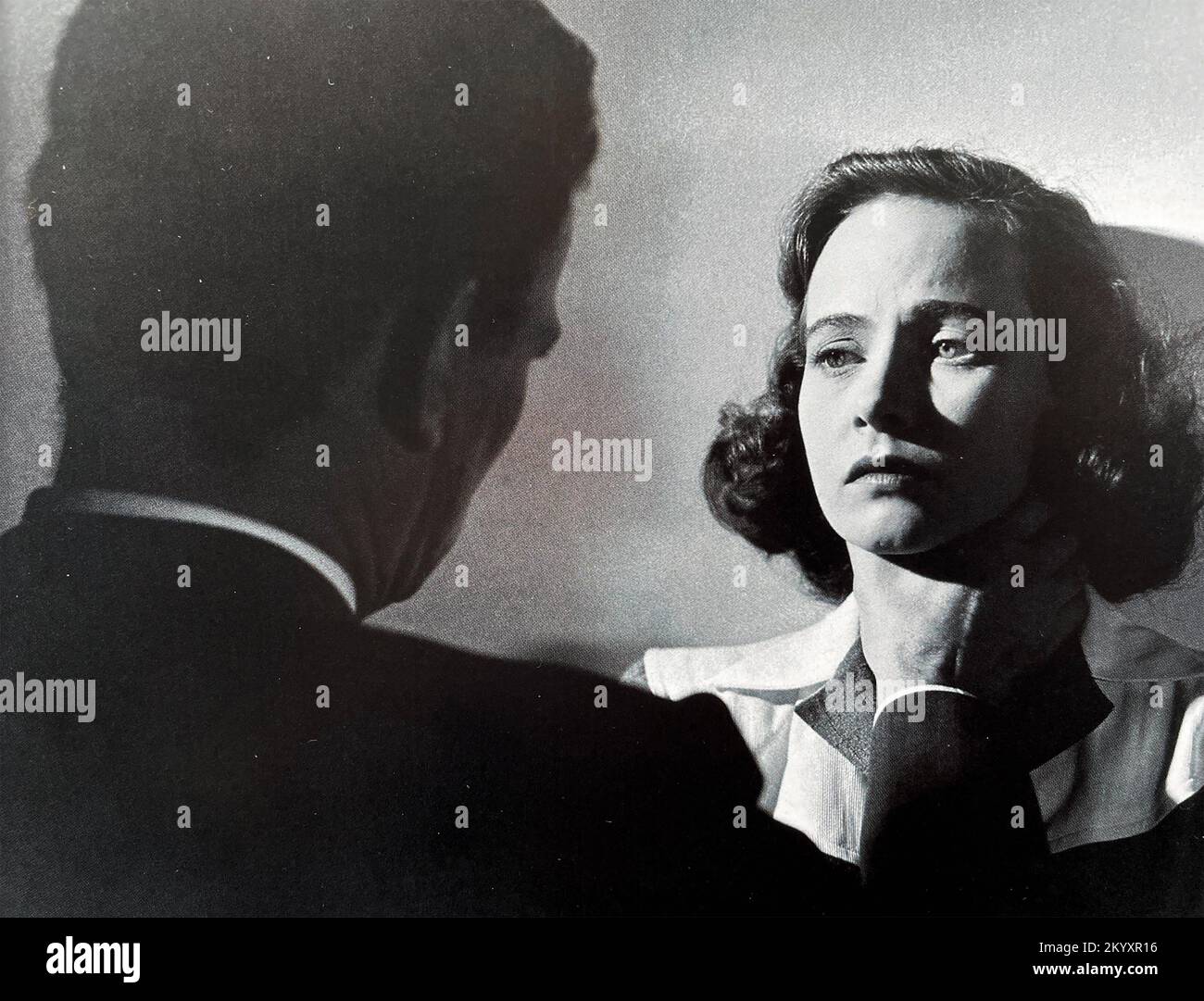 Alfred hitchcock teresa wright hi-res stock photography and images - Alamy