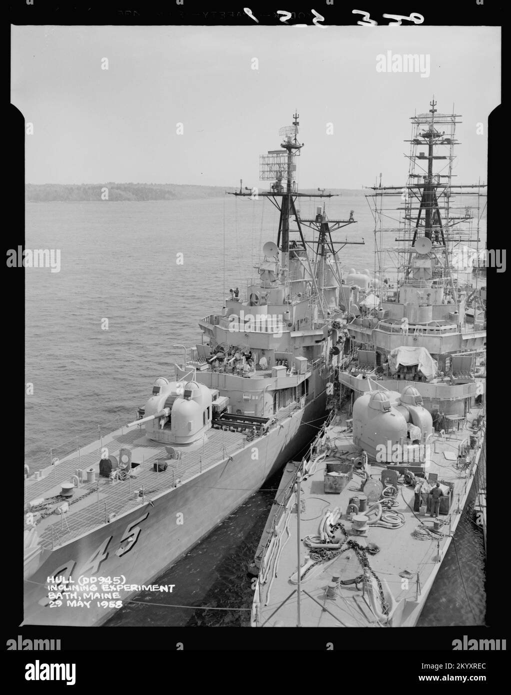 DD-945 Hull , Ships, Naval Vessels, Boats, Naval History, Navy Stock ...