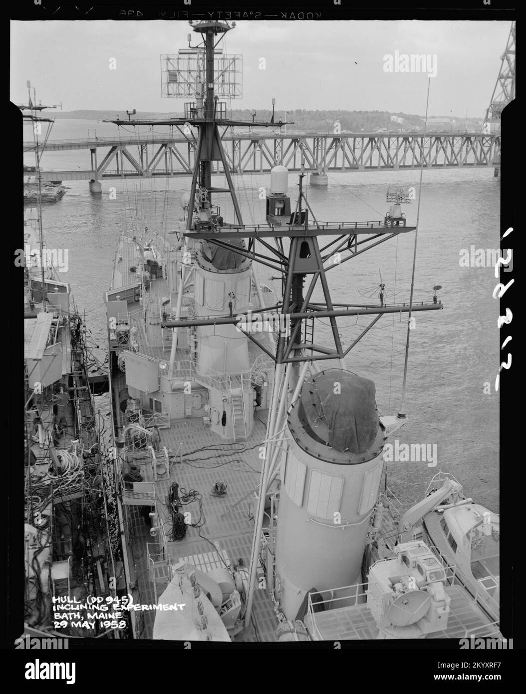 DD-945 Hull , Ships, Naval Vessels, Boats, Naval History, Navy Stock ...