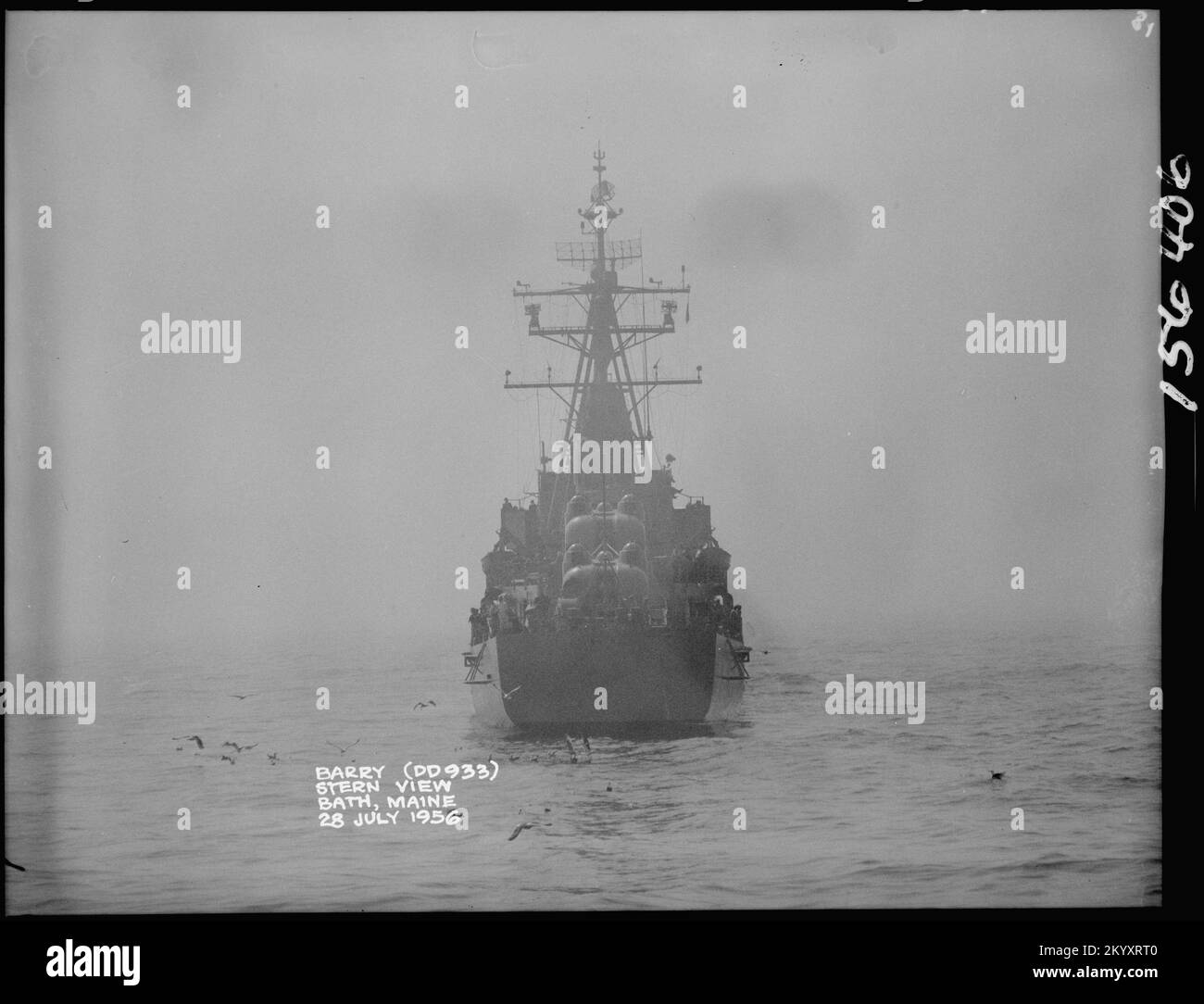 DD-933 Barry , Ships, Naval Vessels, Boats, Naval History, Navy Stock ...