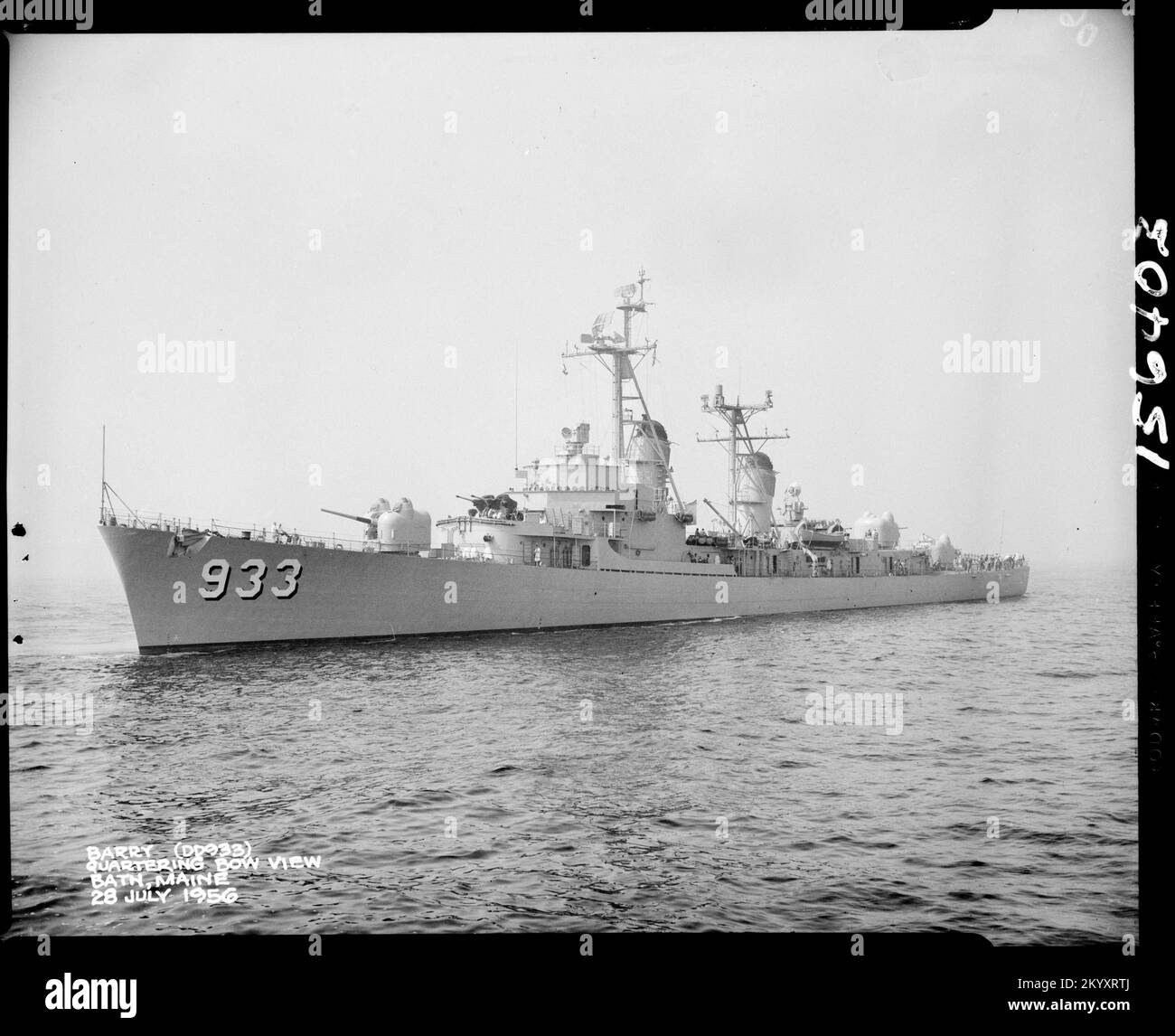DD-933 Barry , Ships, Naval Vessels, Boats, Naval History, Navy Stock ...