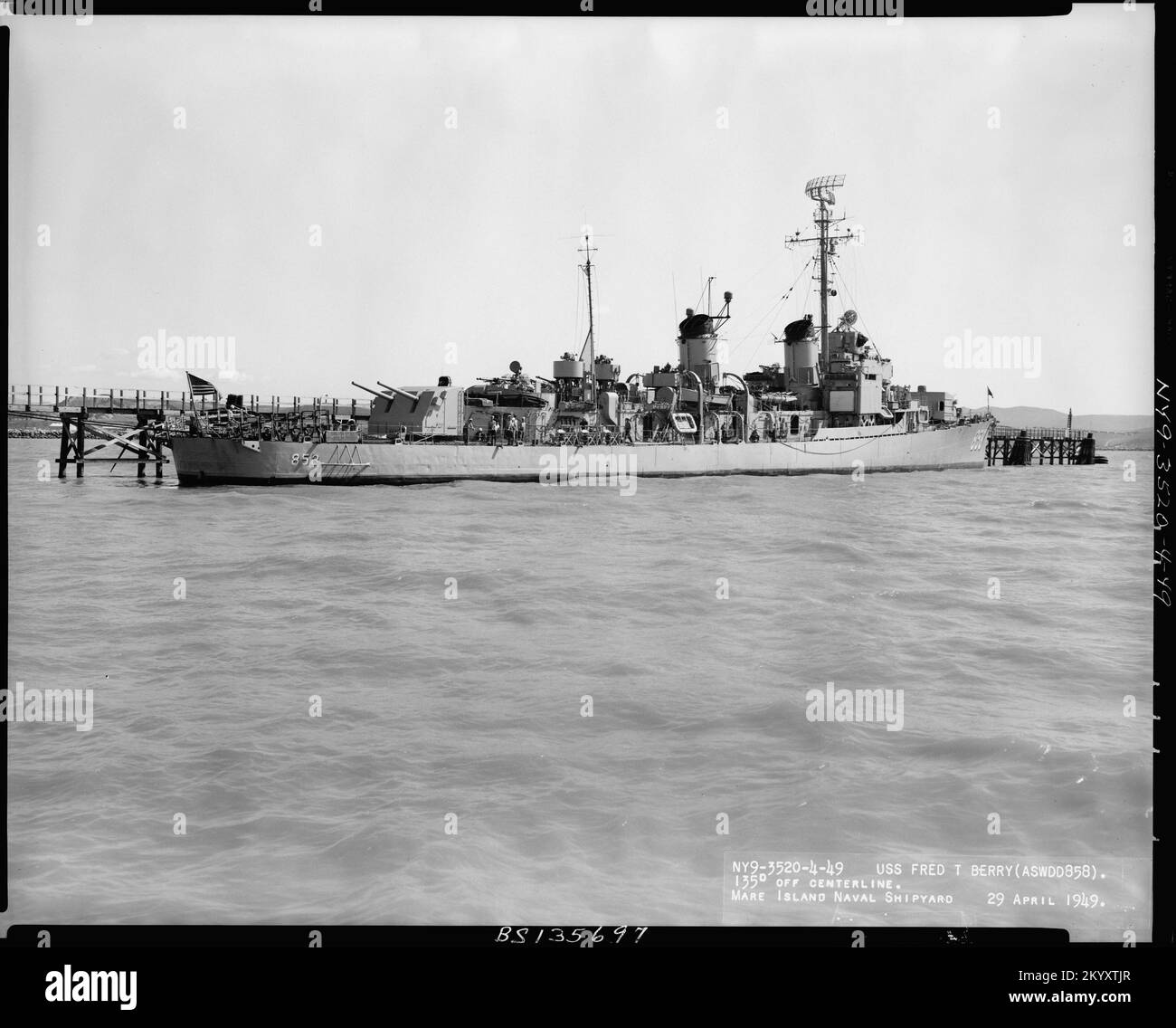 DD-858 Fred T. Berry , Ships, Naval Vessels, Boats, Naval History, Navy ...