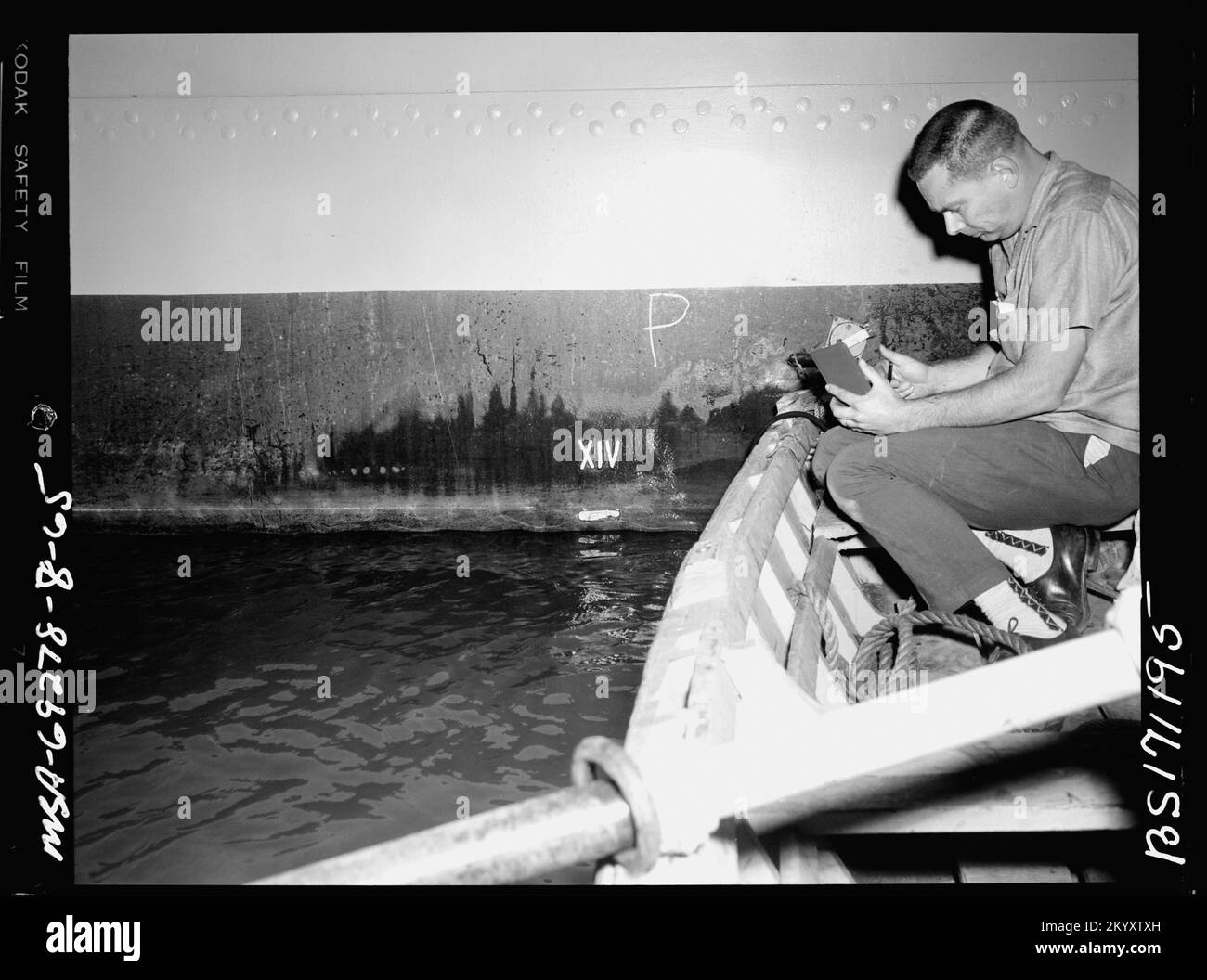 DD-833 Thomas , Ships, Naval Vessels, Boats, Naval History, Navy Stock ...