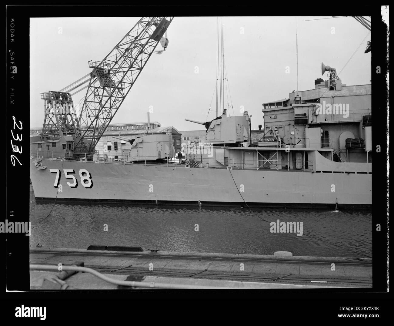 DD-758 Strong , Ships, Naval Vessels, Boats, Naval History, Navy Stock ...