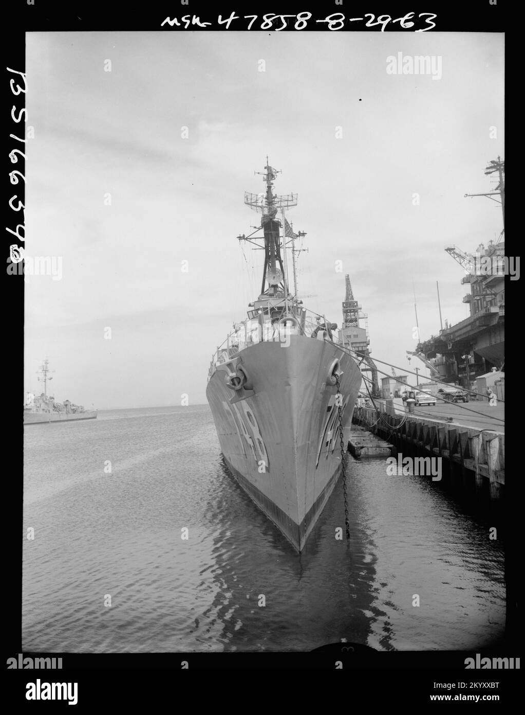 DD-748 Hubbard , Ships, Naval Vessels, Boats, Naval History, Navy Stock ...