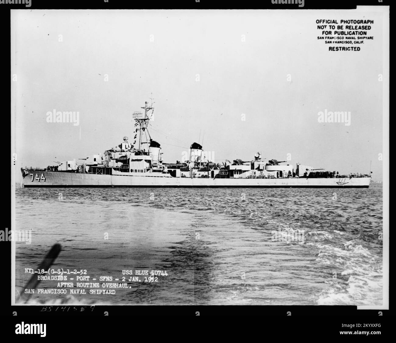 DD-744 Blue , Ships, Naval Vessels, Boats, Naval History, Navy Stock ...