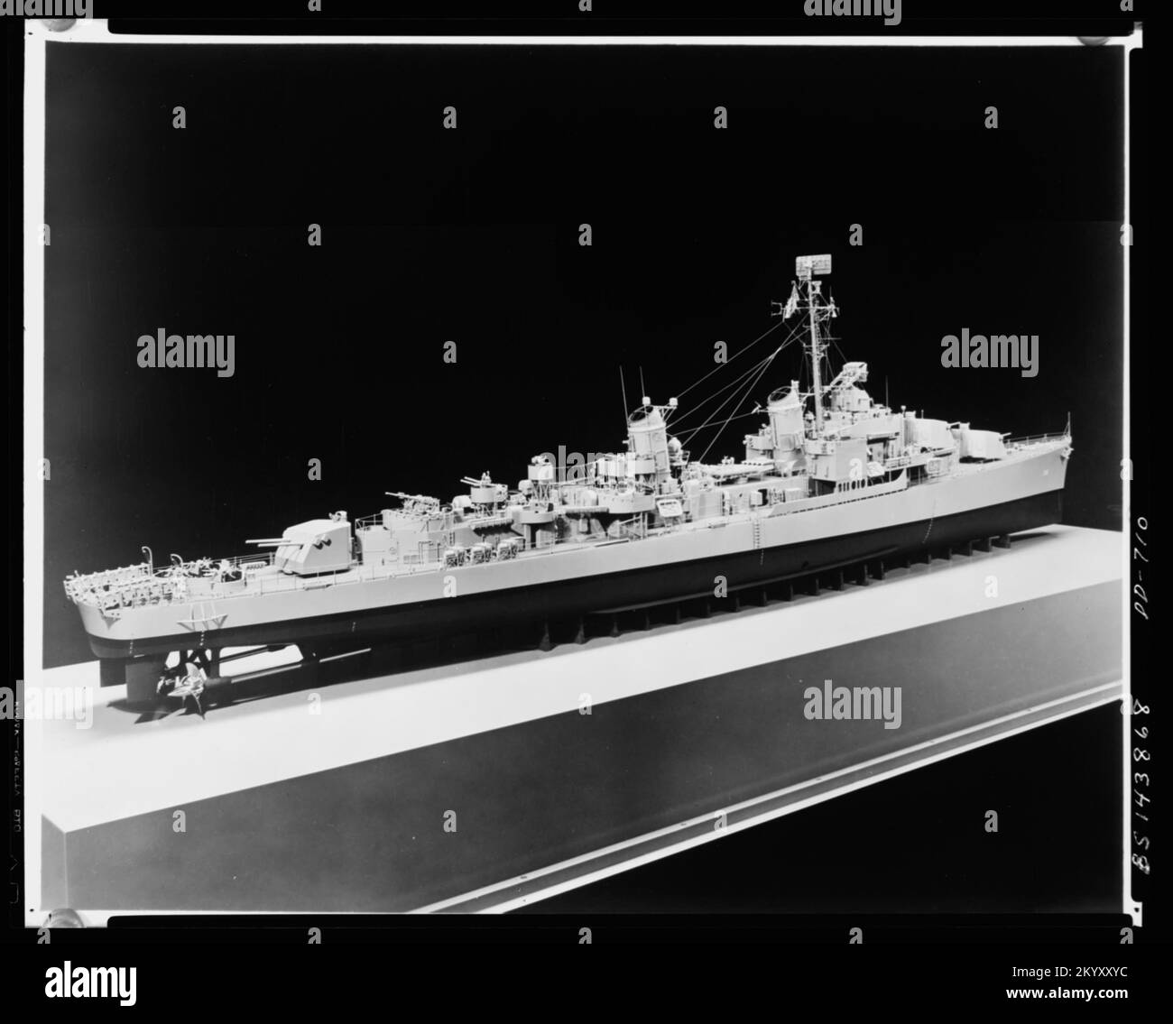 DD-710 Gearing , Ships, Naval Vessels, Boats, Naval History, Navy Stock ...