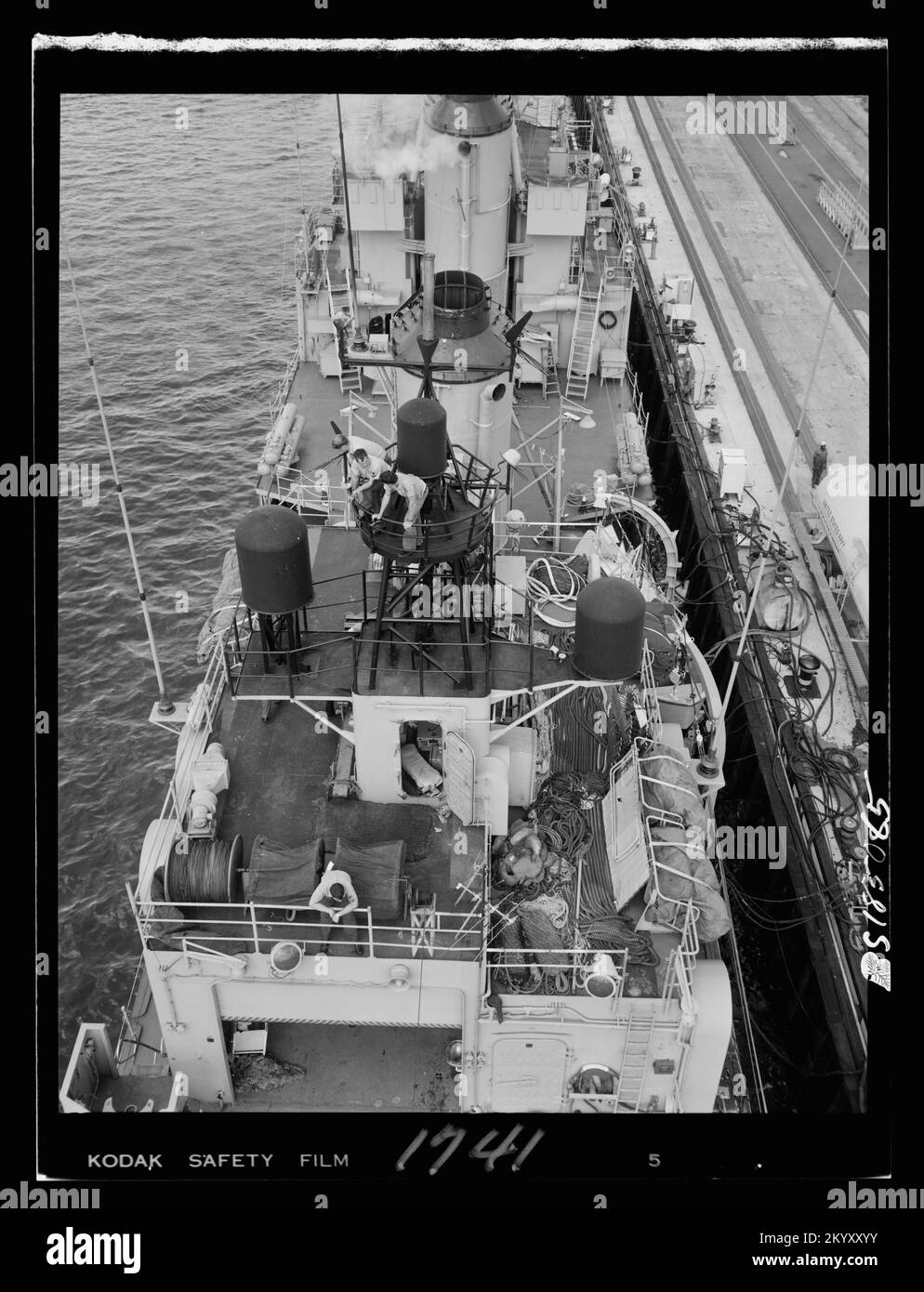DD-698 Ault , Ships, Naval Vessels, Boats, Naval History, Navy Stock ...