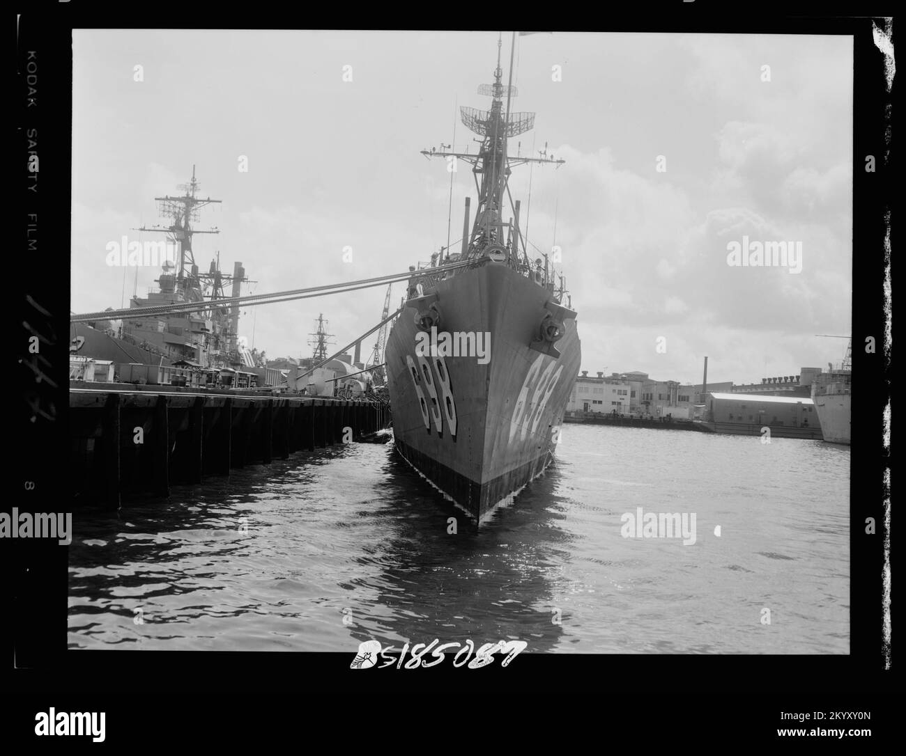 DD-698 Ault , Ships, Naval Vessels, Boats, Naval History, Navy Stock ...