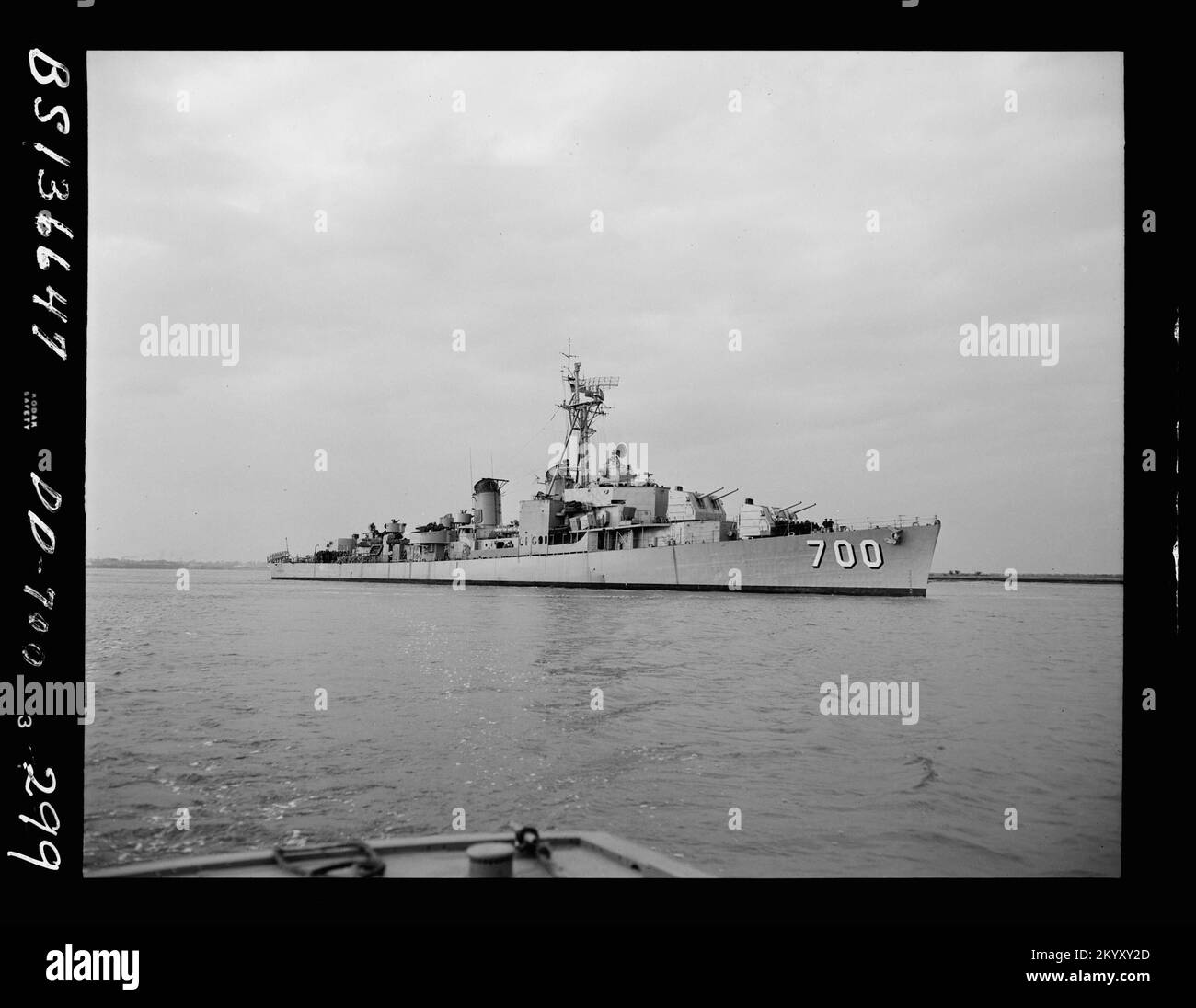 DD-700 Haynsworth , Ships, Naval Vessels, Boats, Naval History, Navy ...
