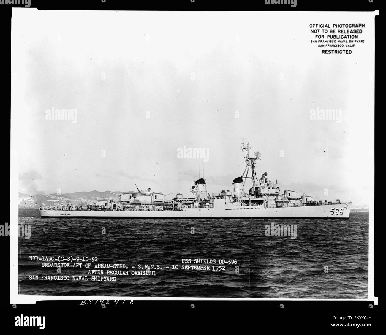 DD-596 Shields , Ships, Naval Vessels, Boats, Naval History, Navy Stock ...