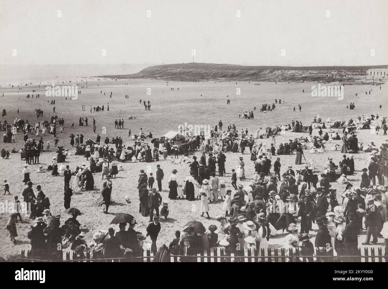 Vintage photograph - 1910 - Beach Scene, Barry Island, Wales Stock ...