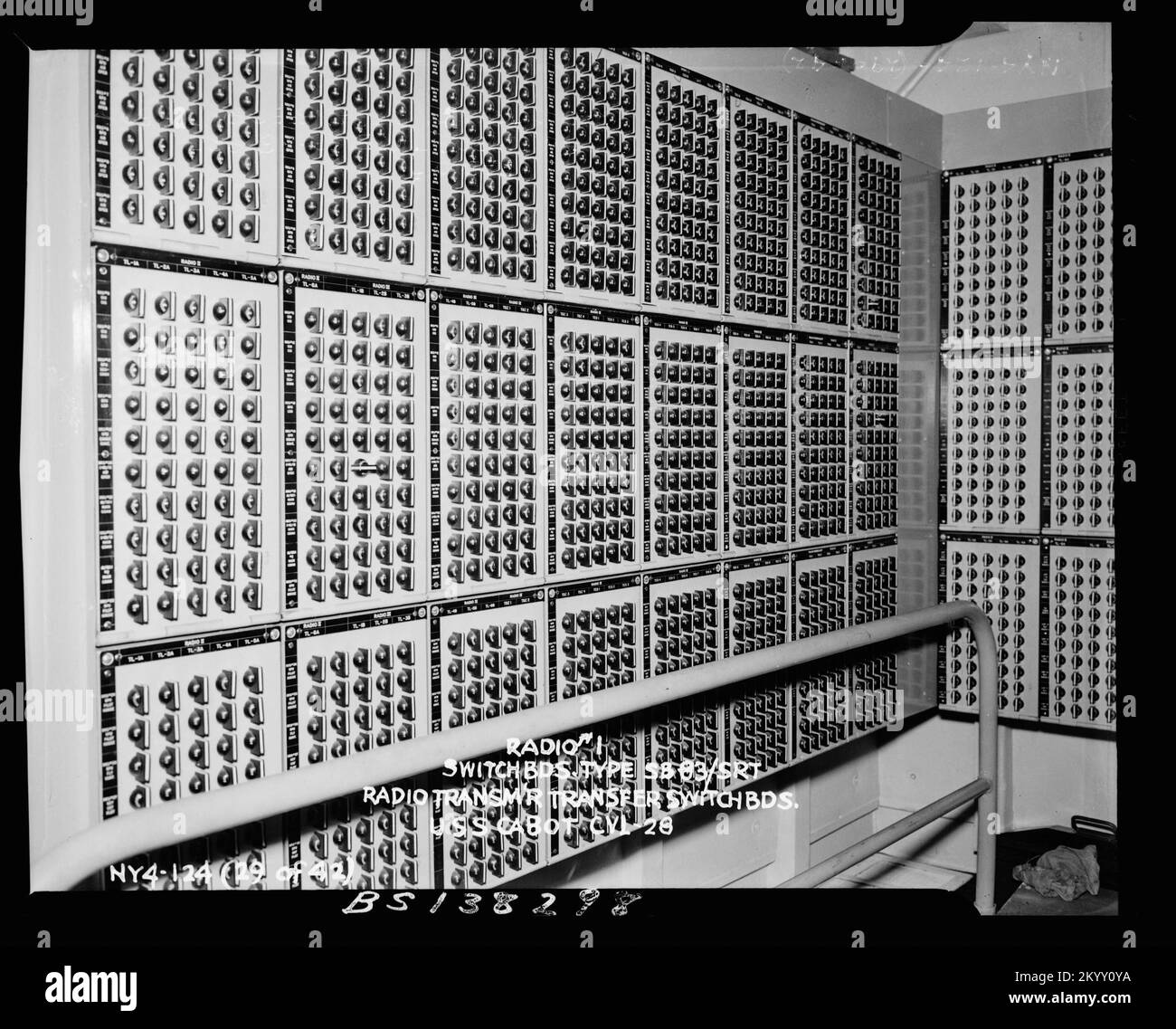 CVL-28 Cabot , Ships, Naval Vessels, Boats, Naval History, Navy Stock ...