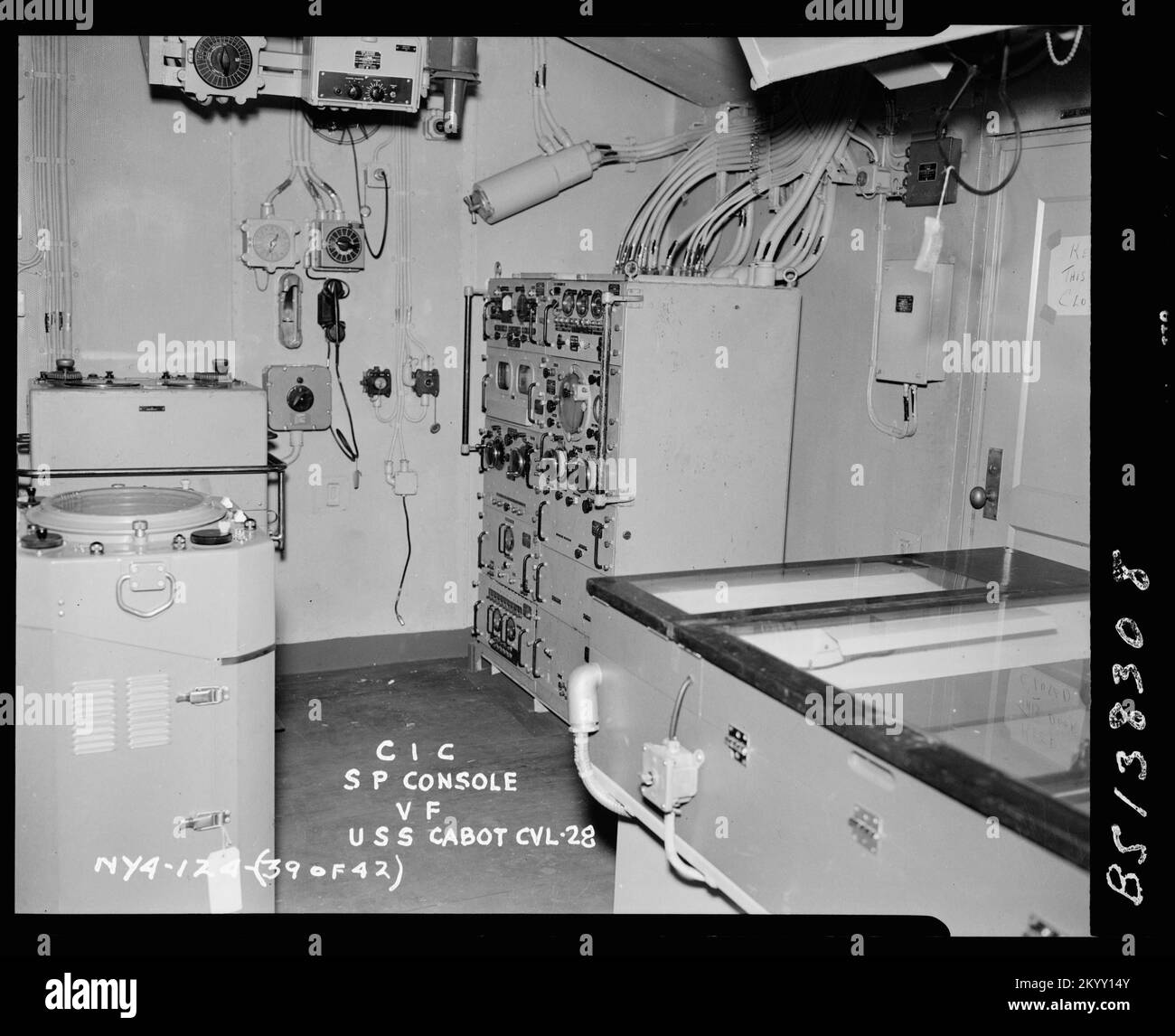 CVL-28 Cabot , Ships, Naval Vessels, Boats, Naval History, Navy Stock ...