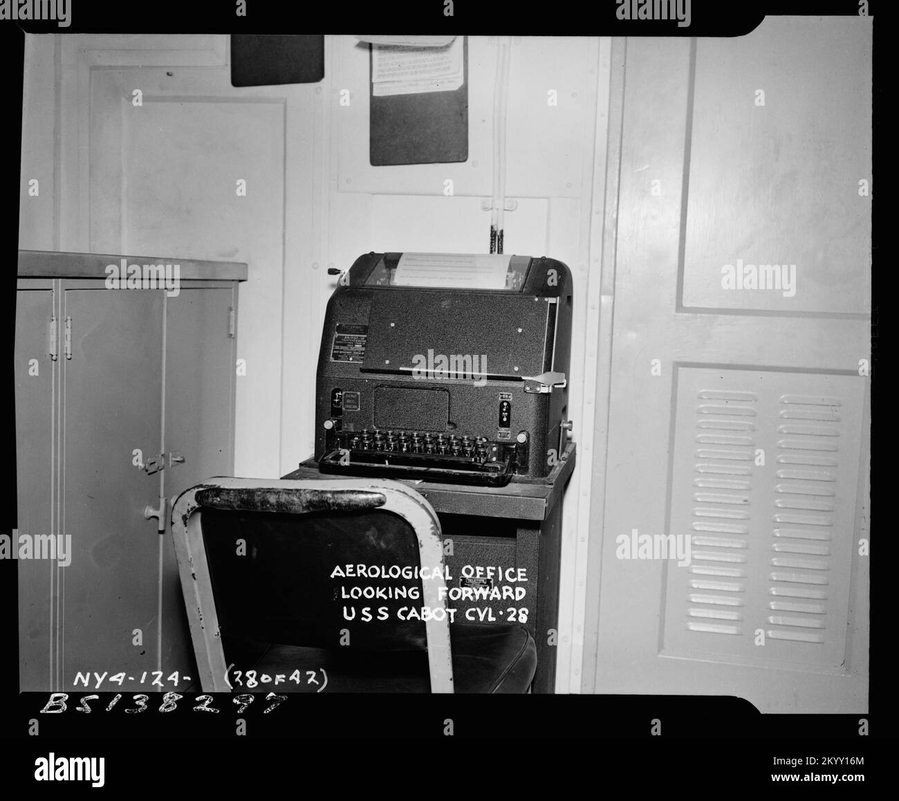 CVL-28 Cabot , Ships, Naval Vessels, Boats, Naval History, Navy Stock ...