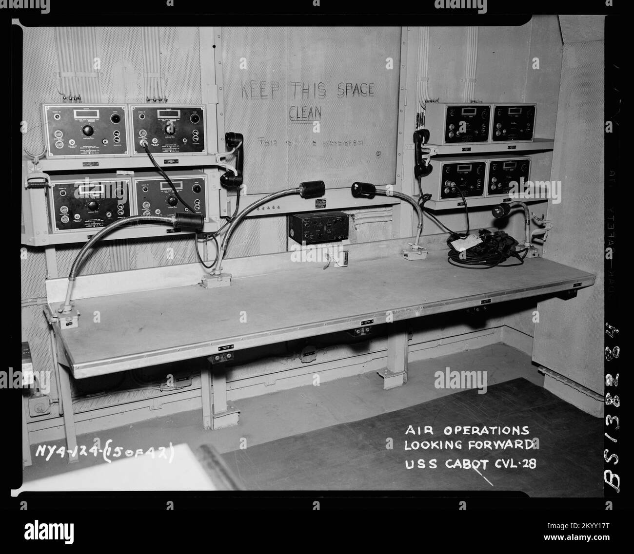 CVL-28 Cabot , Ships, Naval Vessels, Boats, Naval History, Navy Stock ...