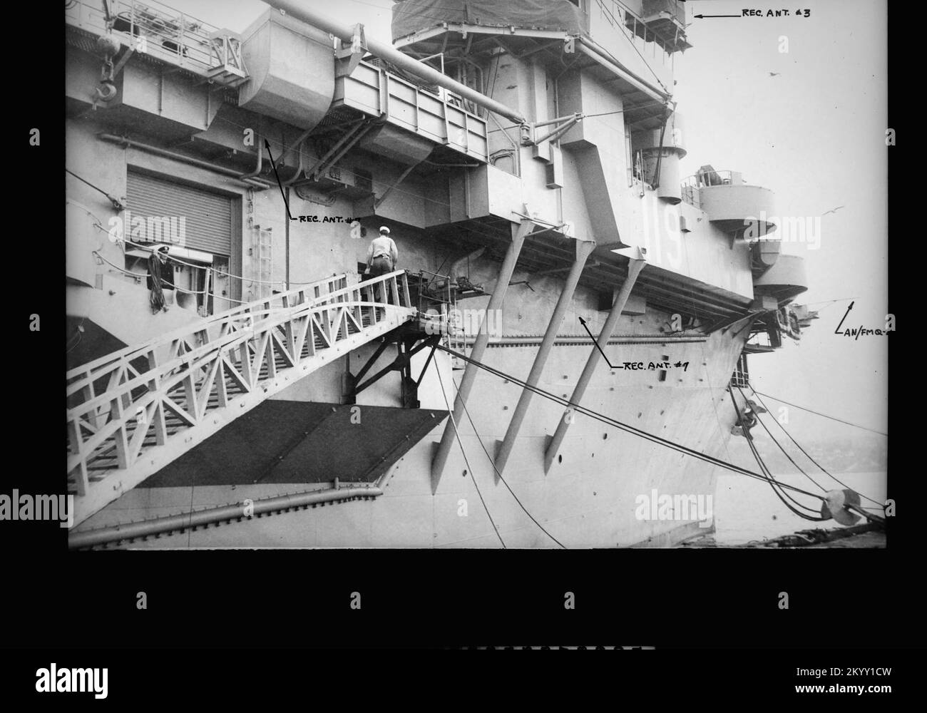 CVE-119 Point Cruz , Ships, Naval Vessels, Boats, Naval History, Navy ...