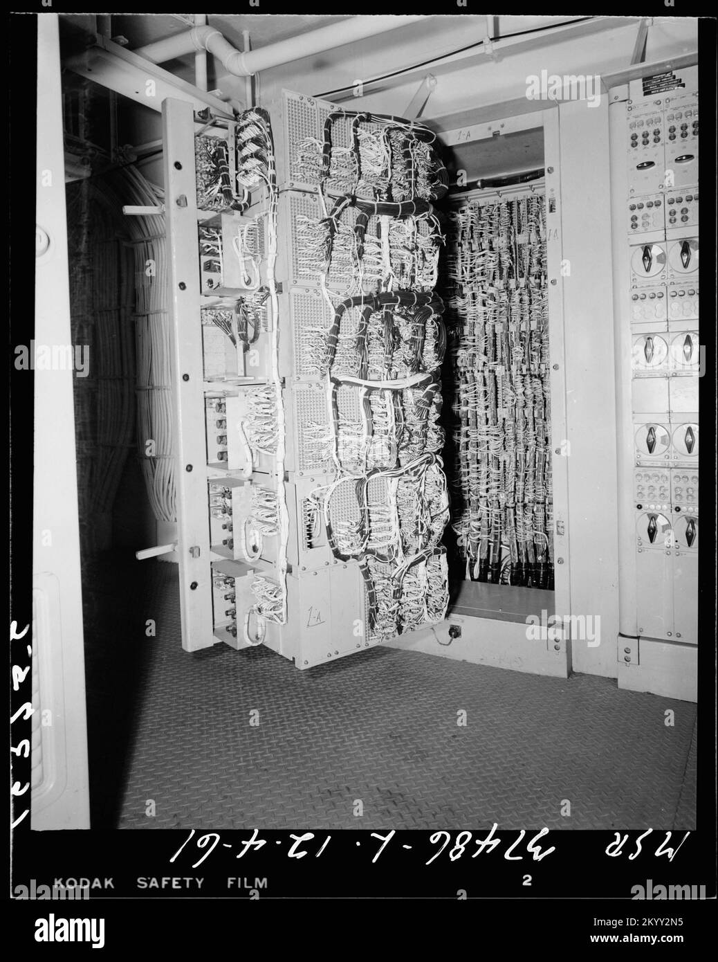 CVA 63 Kitty Hawk , Ships, Naval Vessels, Boats, Naval History, Navy ...