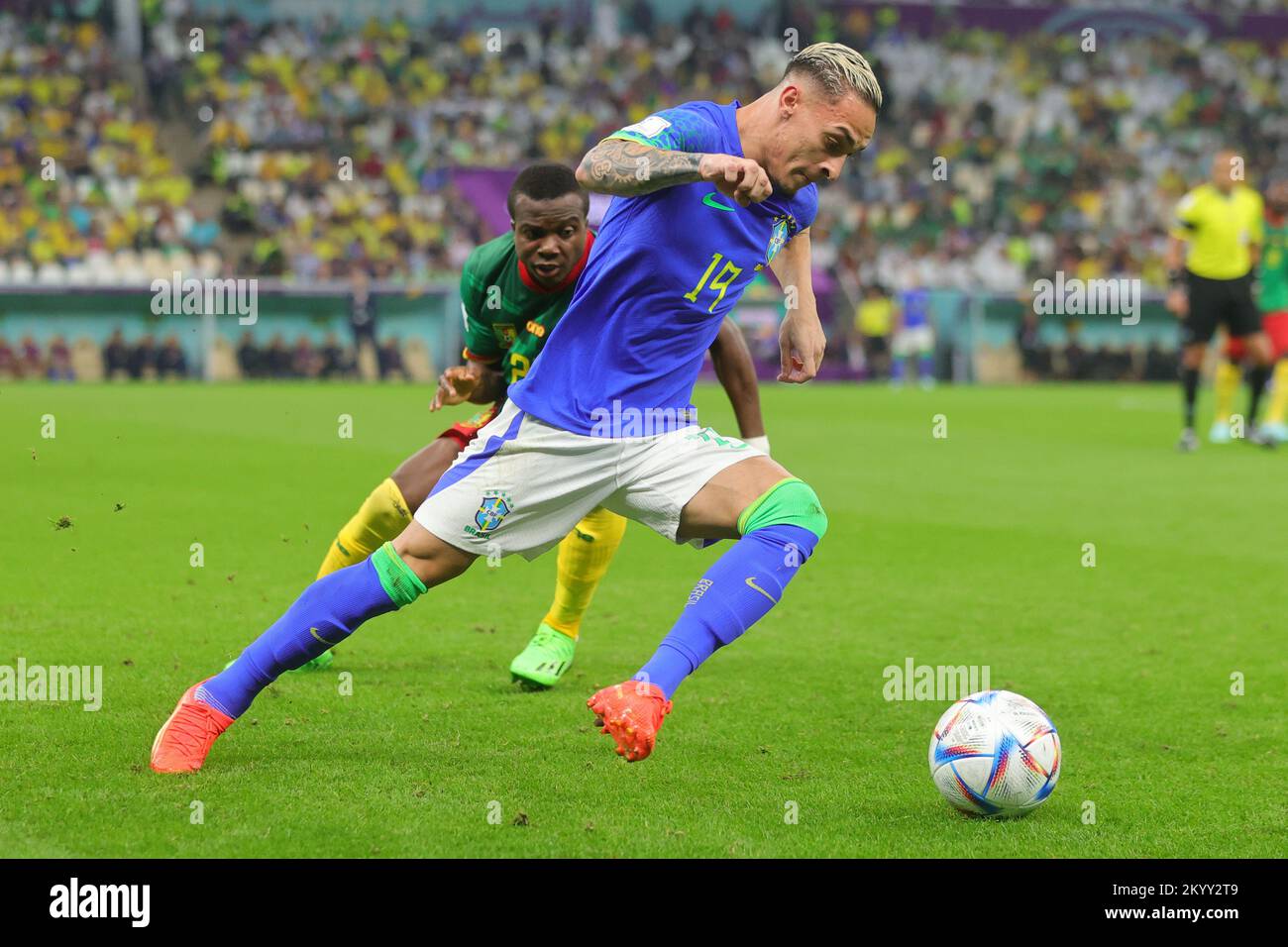 Lusail, Qatar. 02nd Dec, 2022. Anthony of Brazil dribbles the ball ...