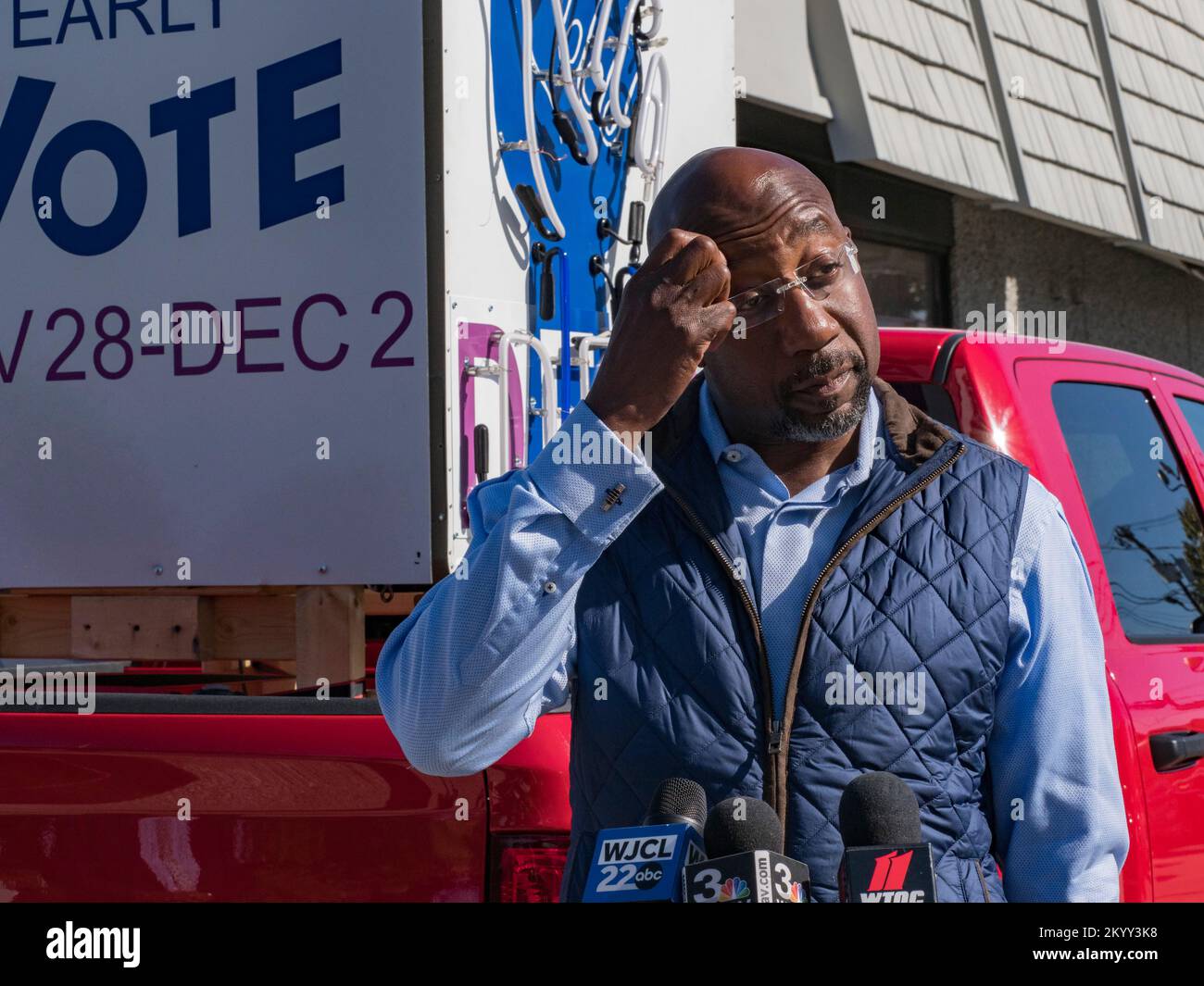 Savannah, Georgia, USA. 2nd Dec, 2022. Reverend Raphael Warnock spoke ...