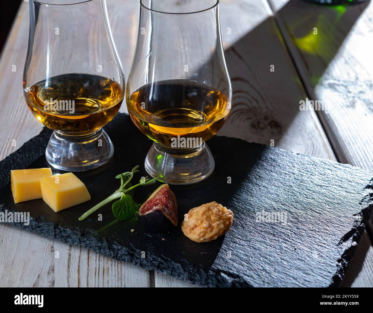 Scotch single malt and blended whisky tasting on distillery in Scotland ...