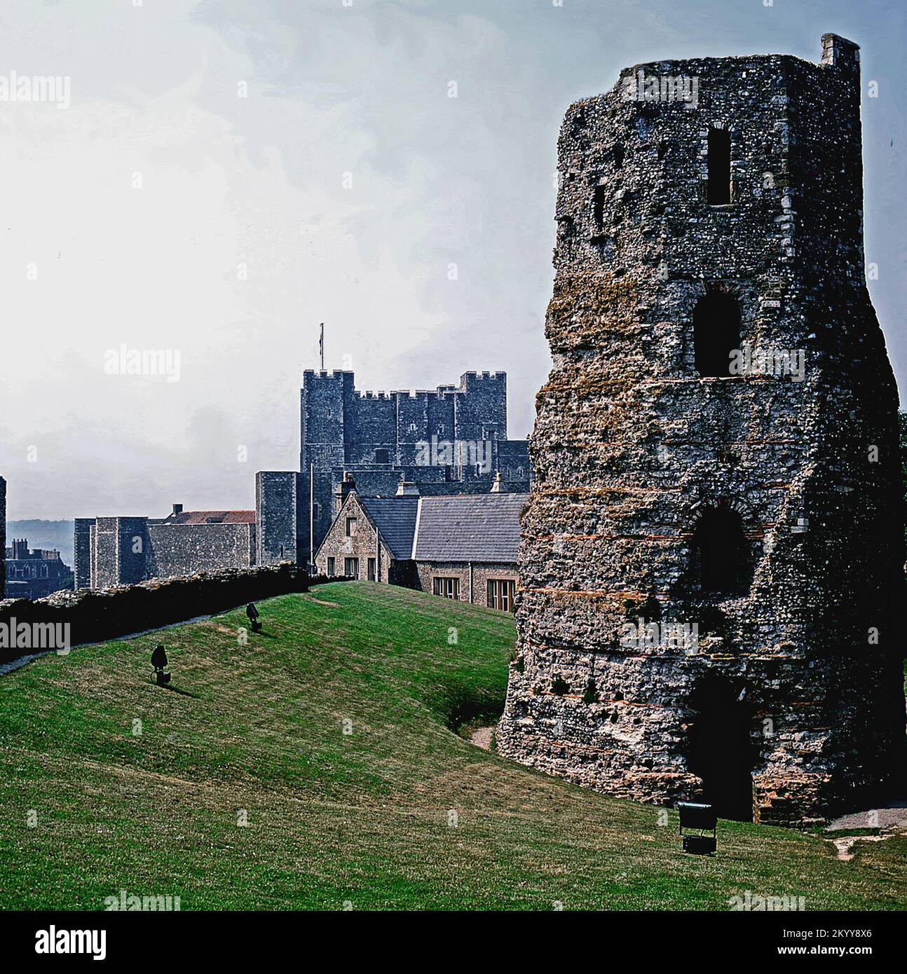 Roman castles hi-res stock photography and images - Alamy