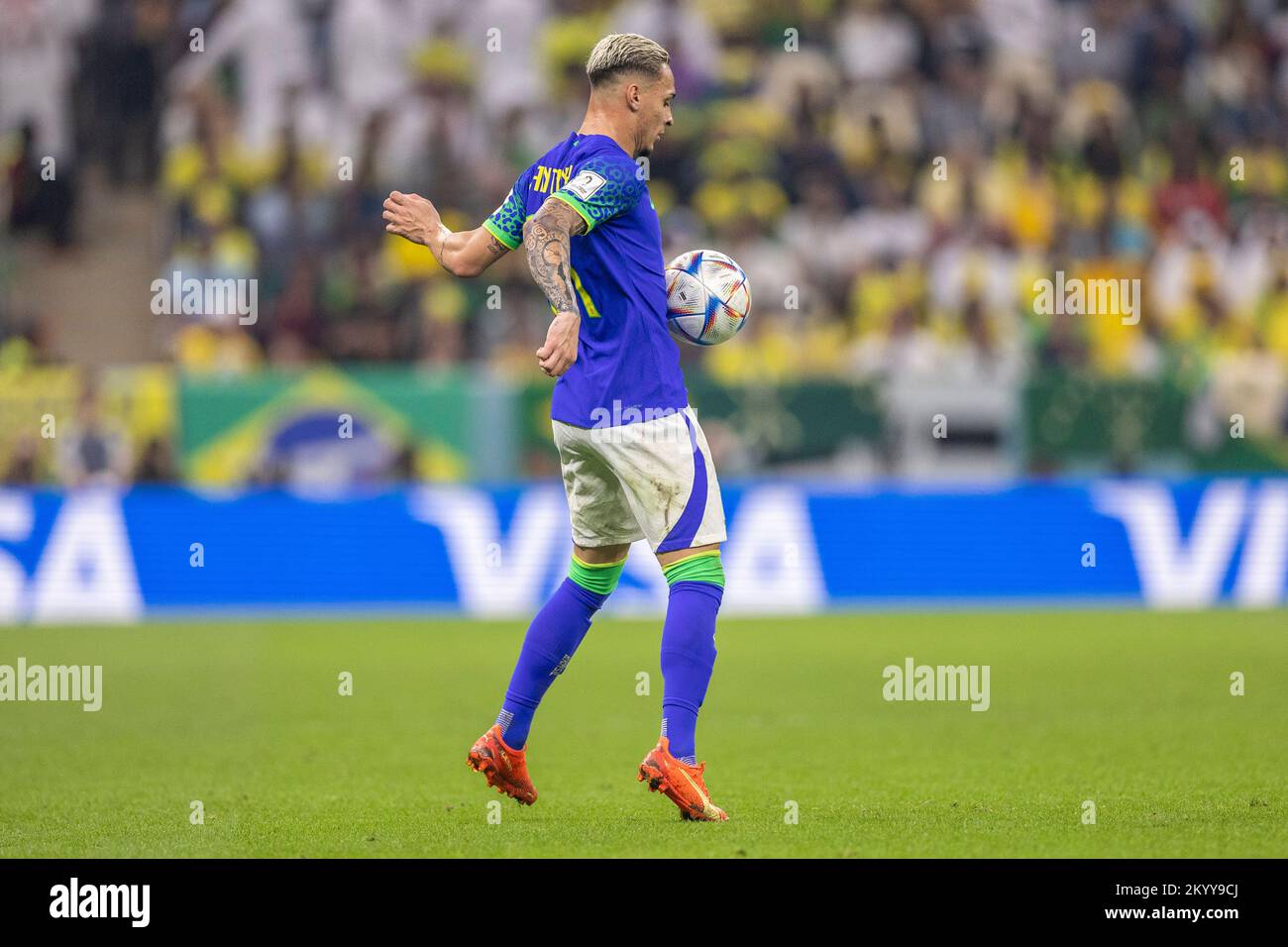 Lusail, Catar. 02nd Dec, 2022. Antony of Brazil during a match between ...