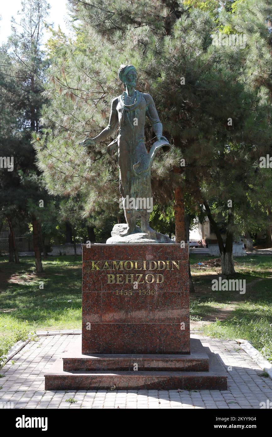 Statue of Kamoliddin Behzod (1455-1536), Behzod Memorial Park, Sharaf ...