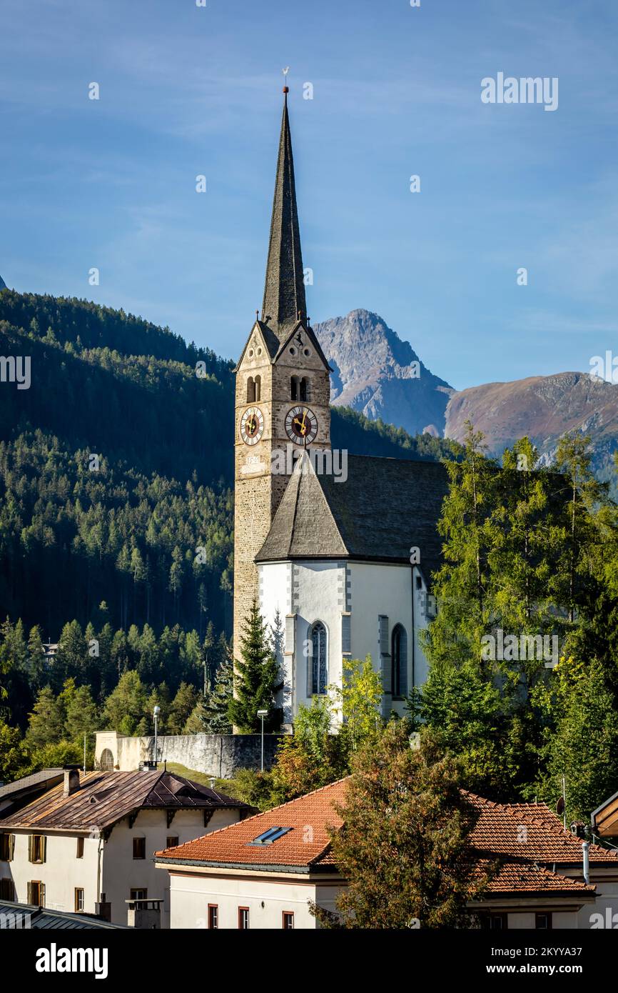 Idyllic landscape of Scuol village, Engadine, Swiss Alps, Switzerland ...