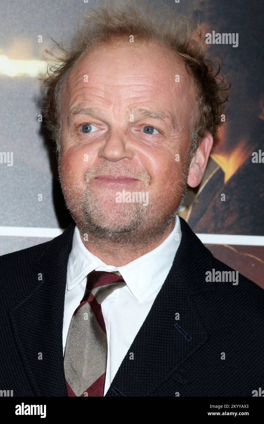 LOS ANGELES - DEC 1: Sam Mendes at the Empire of Light Los Angeles ...