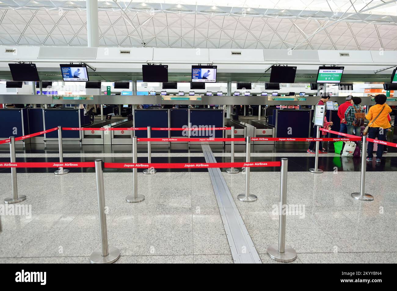 HONG KONG - NOVEMBER 03, 2015: check-in area in Hong Kong Airport. Hong ...