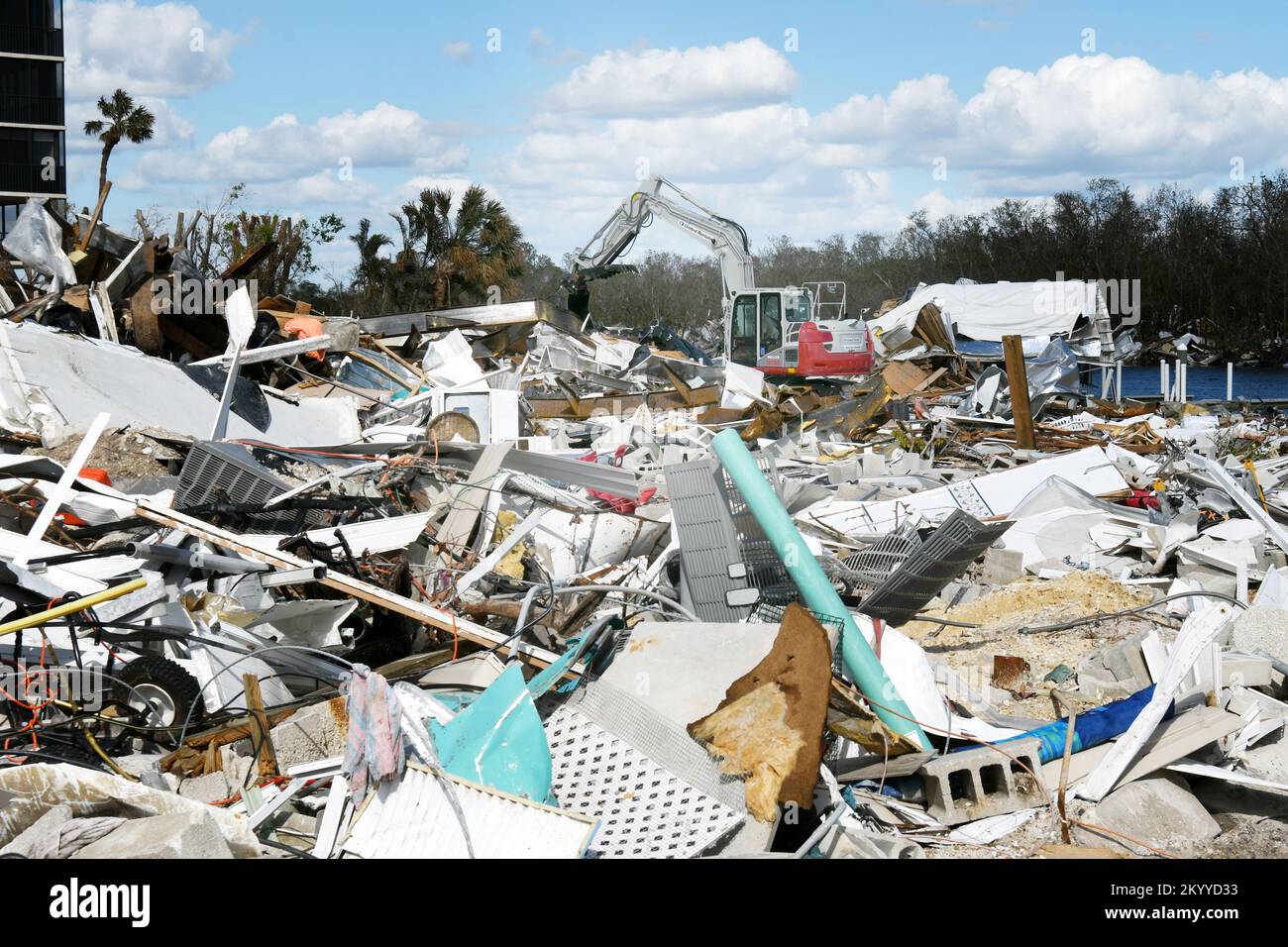 Bonita Springs Fl Usa November 4 2022 Crews Work To Cleanup Debris