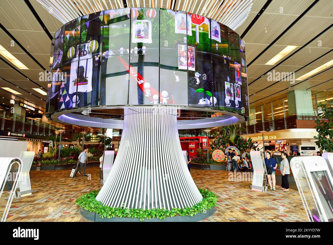 SINGAPORE - NOVEMBER 04, 2015: The Social Tree at Changi Airport. The ...