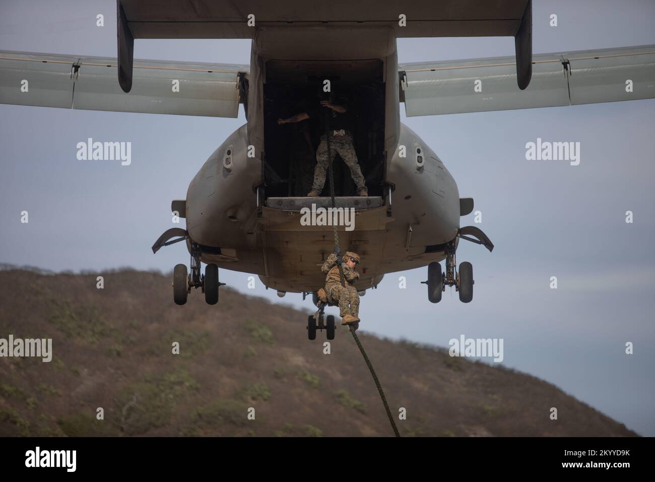 U.S. Marines with 3d Littoral Combat Team, 3d Marine Littoral Regiment ...
