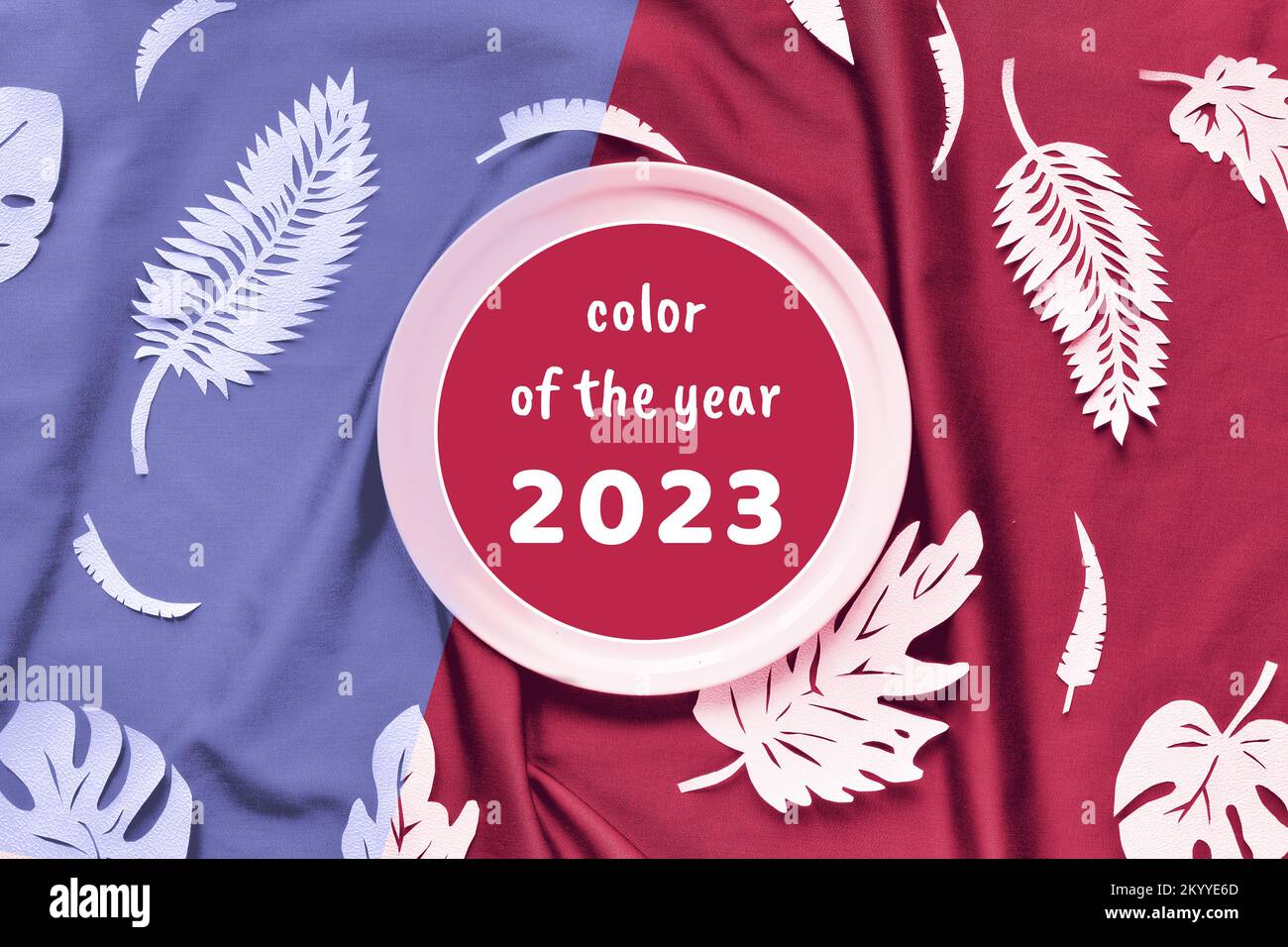 Viva Magenta color of the year 2023. Trendy top view on circle plate ...