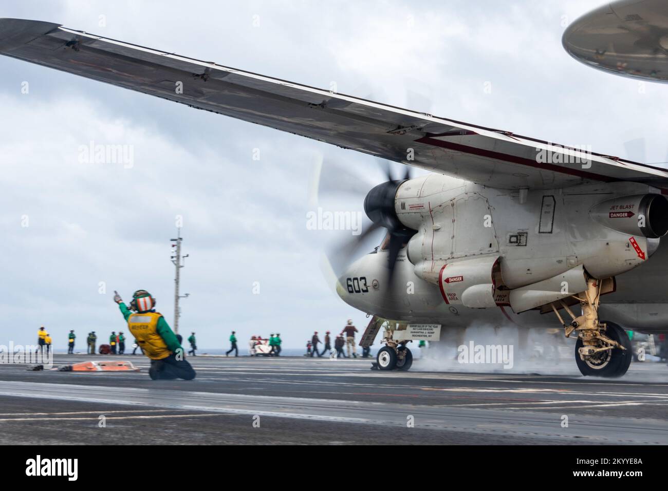 221201-N-BR419-1073 PHILIPPPINE SEA (Dec. 1, 2022) An E-2D Hawkeye ...