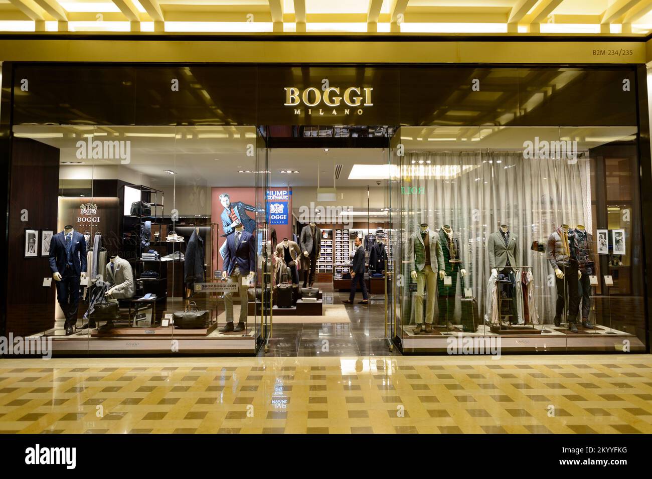 Department store interior 1939 hi-res stock photography and images - Alamy
