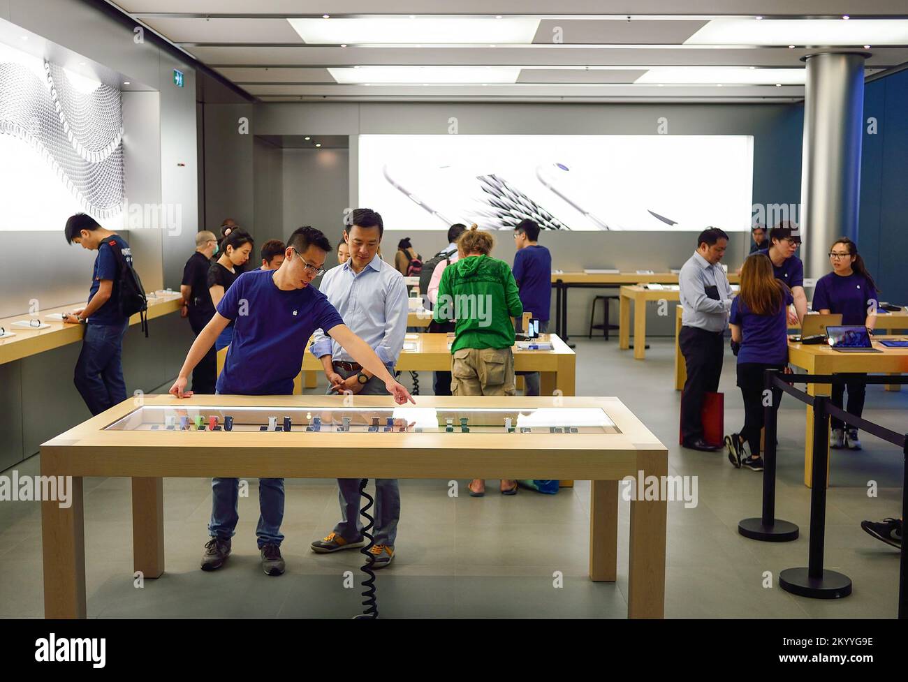 Apple inc colour hi-res stock photography and images - Alamy