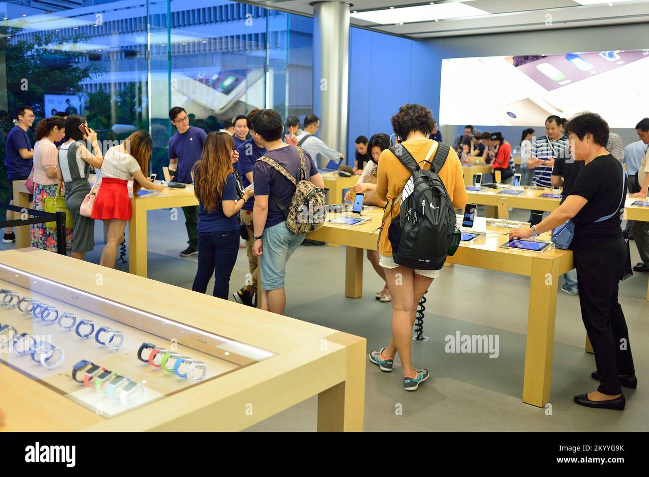 Apple inc colour hi-res stock photography and images - Alamy