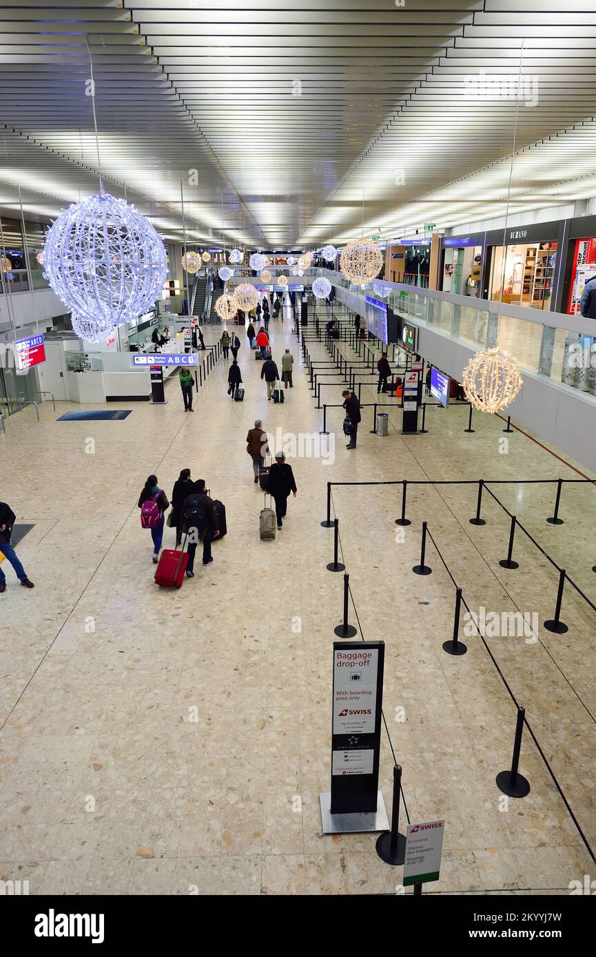 GENEVA, SWITZERLAND - NOVEMBER 19, 2015: interior of Geneva Airport ...