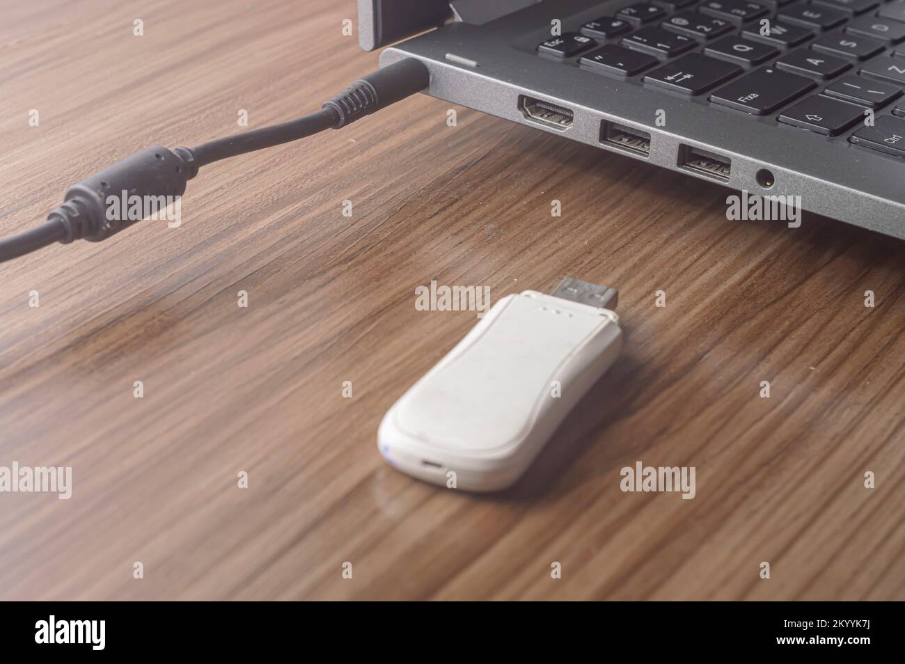 Home wifi routers hi-res stock photography and images - Alamy