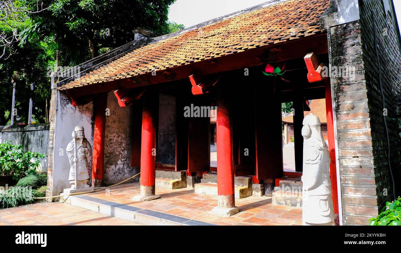 Thai Hoc Gate at the Temple of Literature in Hanoi, Vietnam Stock Photo ...