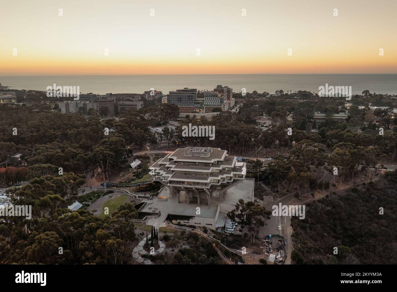 The Geisel library at the University of California San Diego, La Jolla ...