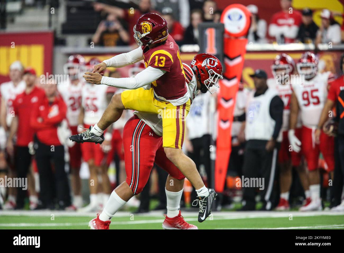 Las Vegas, NV, USA. 2nd Dec, 2022. USC Trojans quarterback Caleb ...