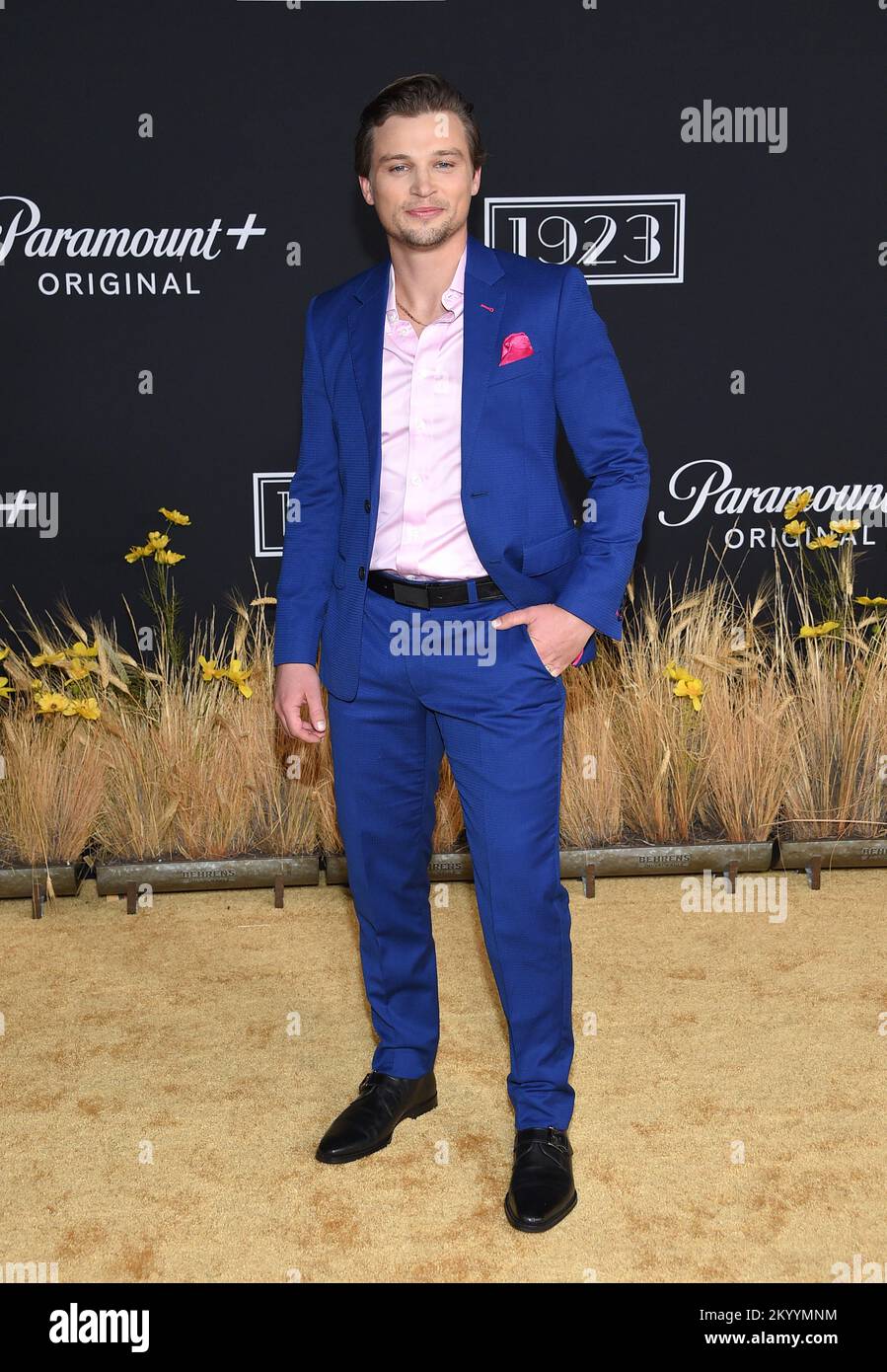 Los Angeles, USA . 02nd Dec, 2022. Darren Mann arriving to the ...