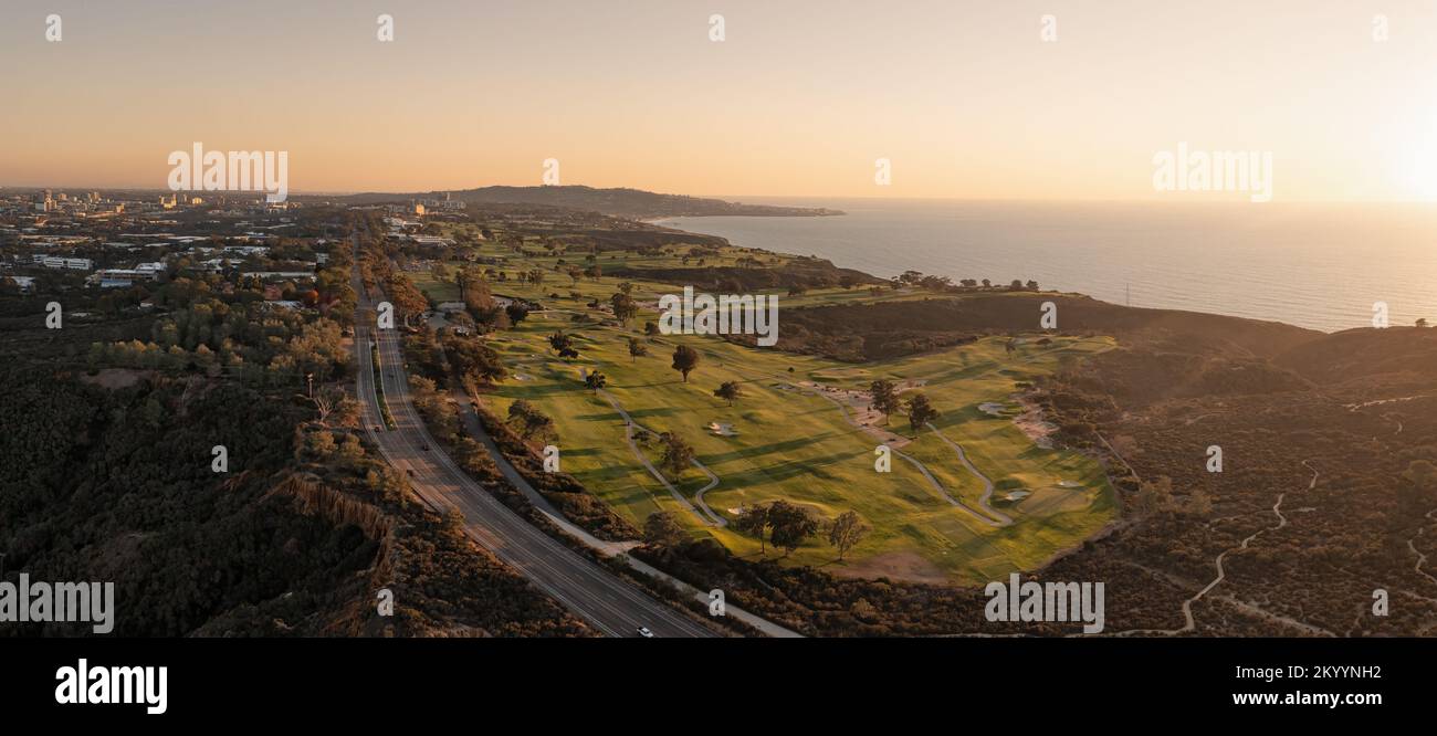 Golf Course at Torrey Pines with Pacific Ocean in the background La ...