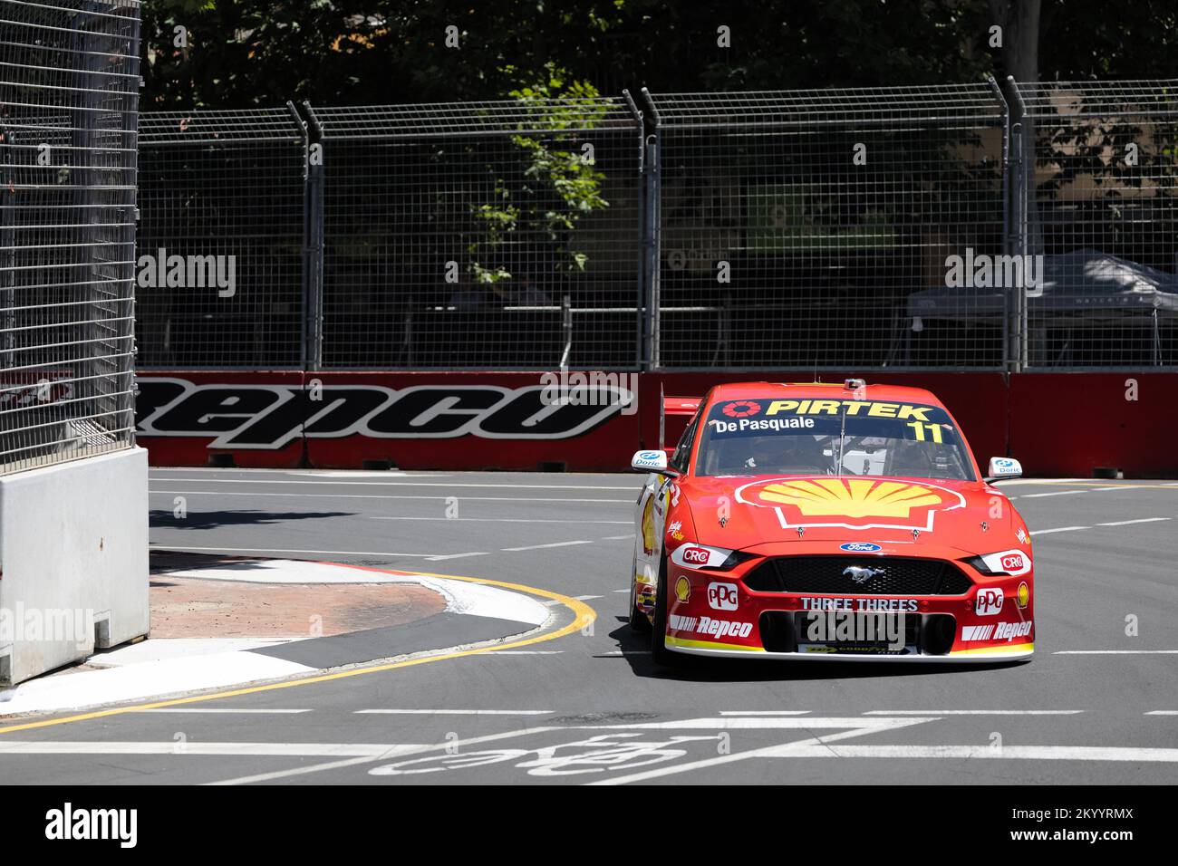 Adelaide, Australia, 2 December, 2022. Anton De Pasquale of the Shell V ...