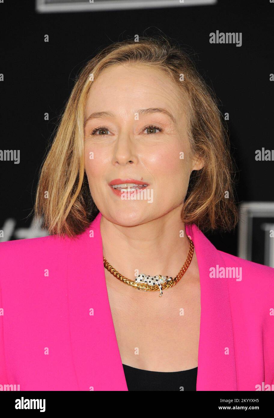 Los Angeles, CA. 2nd Dec, 2022. Jennifer Ehle at arrivals for 1923 ...